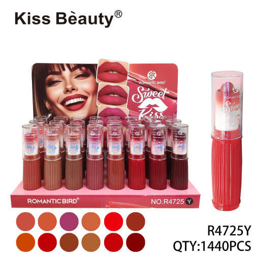 Labiales Matte en 12 colores :: KissBeauty